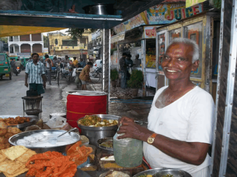 Aminabad Market Lucknow's Beloved Shopping Paradise - What Lucknow